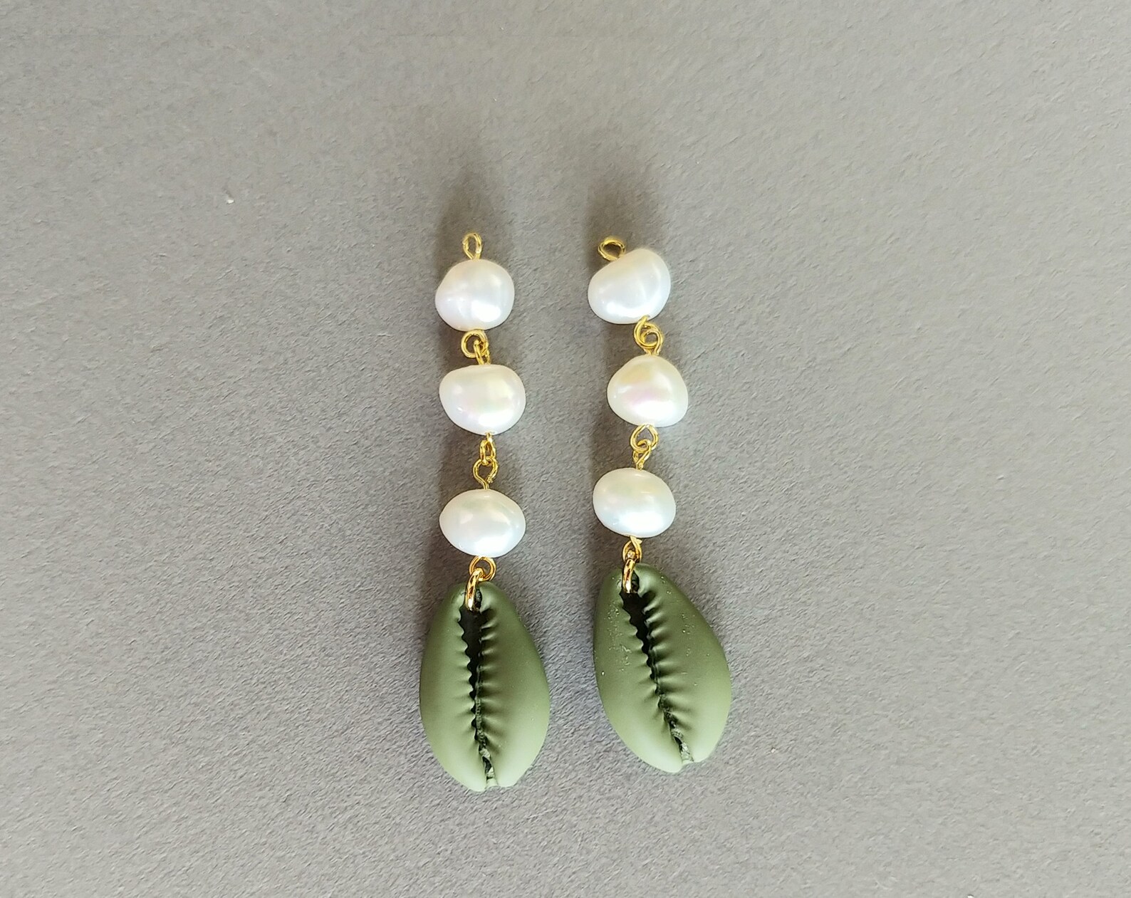2 PCS 50mm Khaki Cowrie Pearl Drop Green Shell Pendant for - Etsy