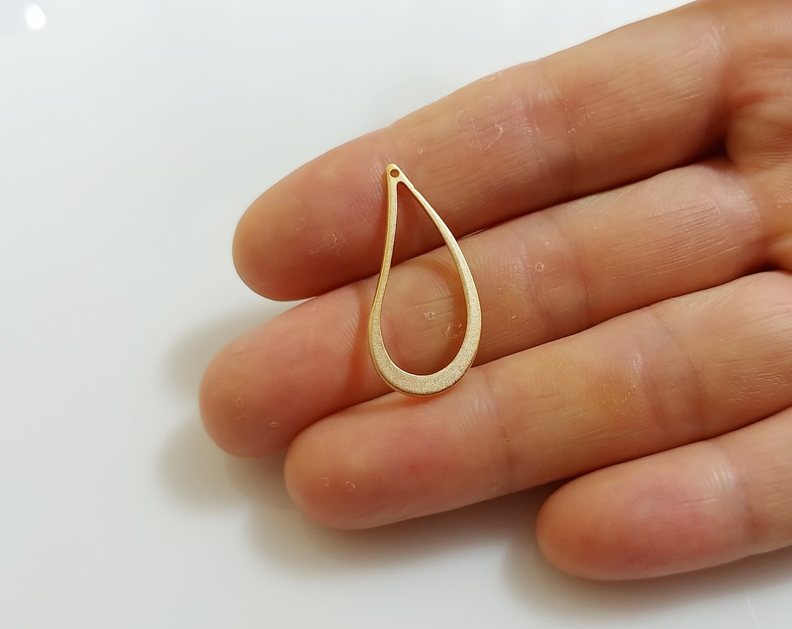 2 PCS - 29 X 14 Mm Matte Gold Plated Brass, Geometric Teardrop Pendant ...