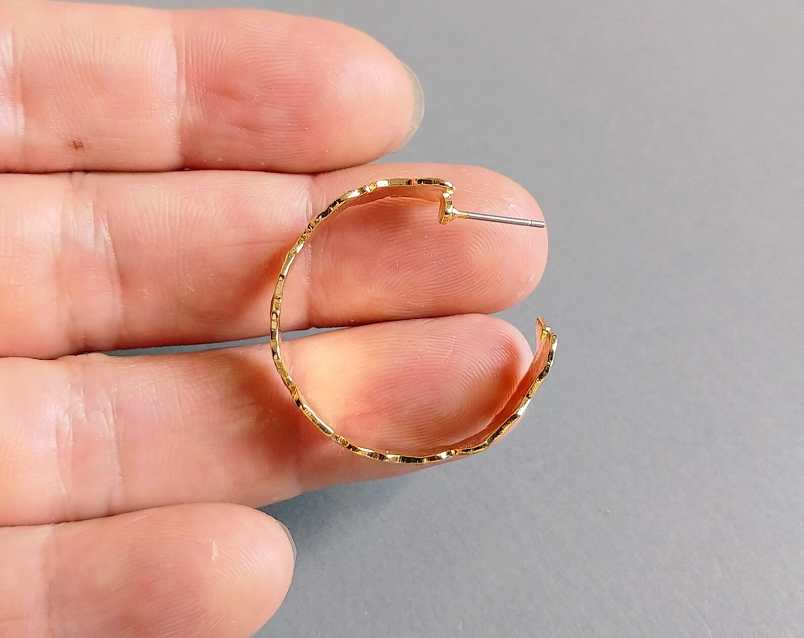 2 PCS 30 X 8 Mm Gold Plated Brass Unique Bumpy Post - Etsy