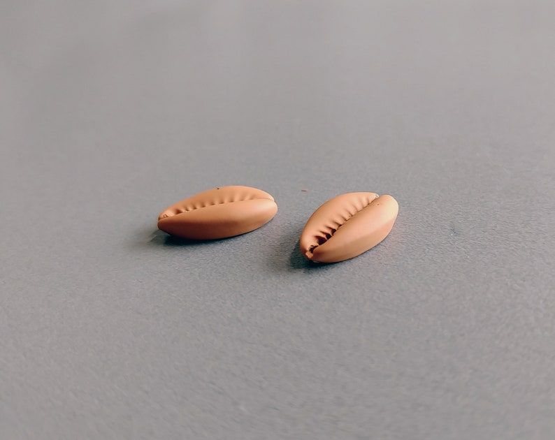 2 PCS Nut Brown 18x11mm Matte Rubber Coated Cowrie Shell - Etsy