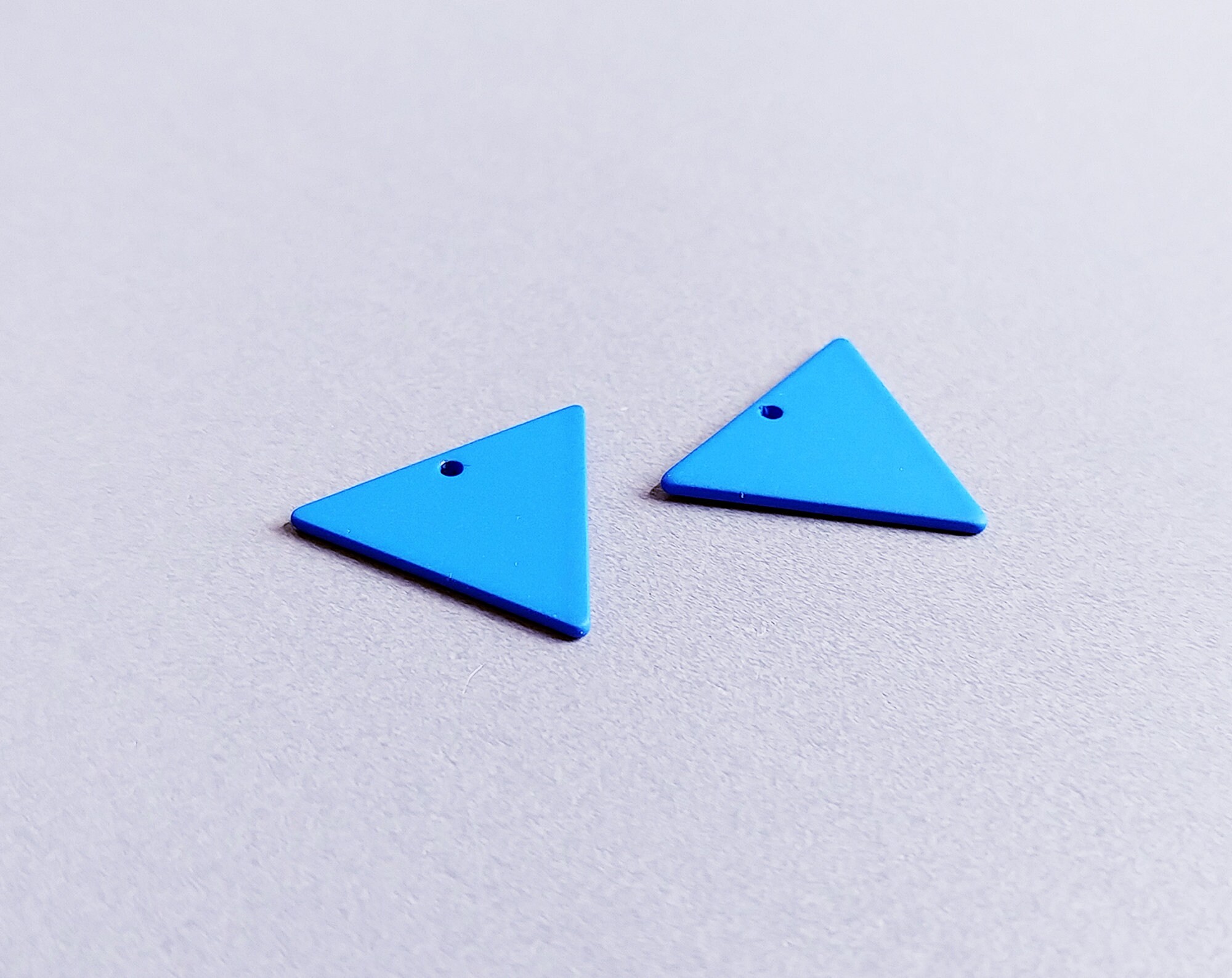 2 PCS 20 x 17 mm Ink Blue Matte Rubber Coated Triangle | Etsy