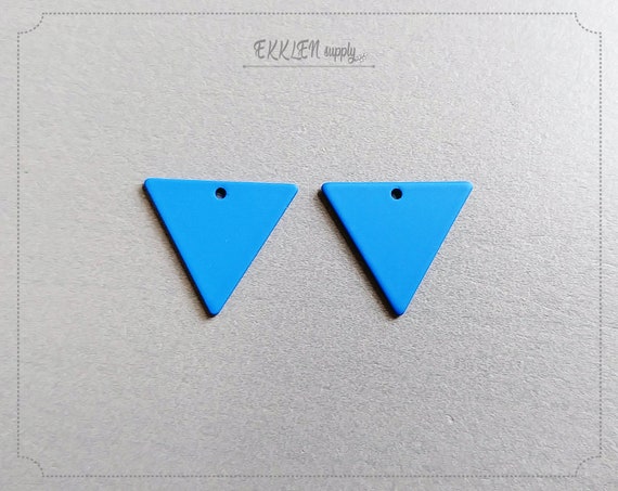 2 PCS 20 x 17 mm Ink Blue Matte Rubber Coated Triangle | Etsy