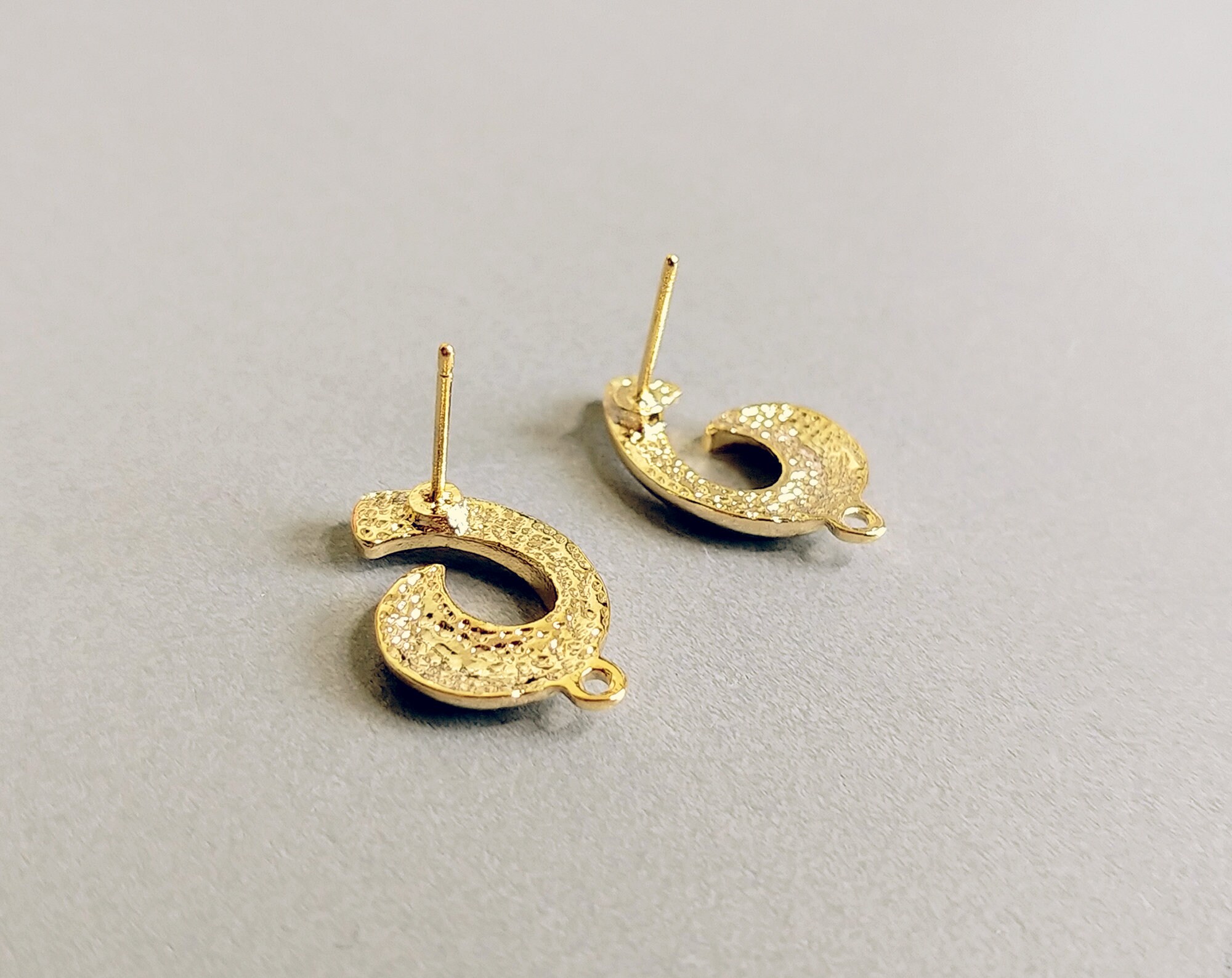 2 PCS - 19 X 13 Mm Gold Plated, Unique Earring Post With Loop, Teardrop ...