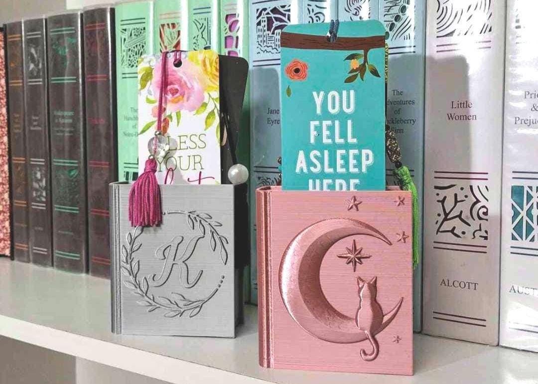 Personalized Book Shaped Bookmark Holder- Customizable Gift for Book ...