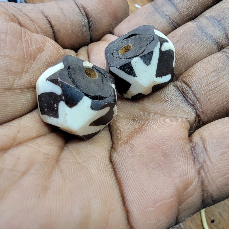 Black and White Bone Beads, African Beads, Batik Bone - Etsy