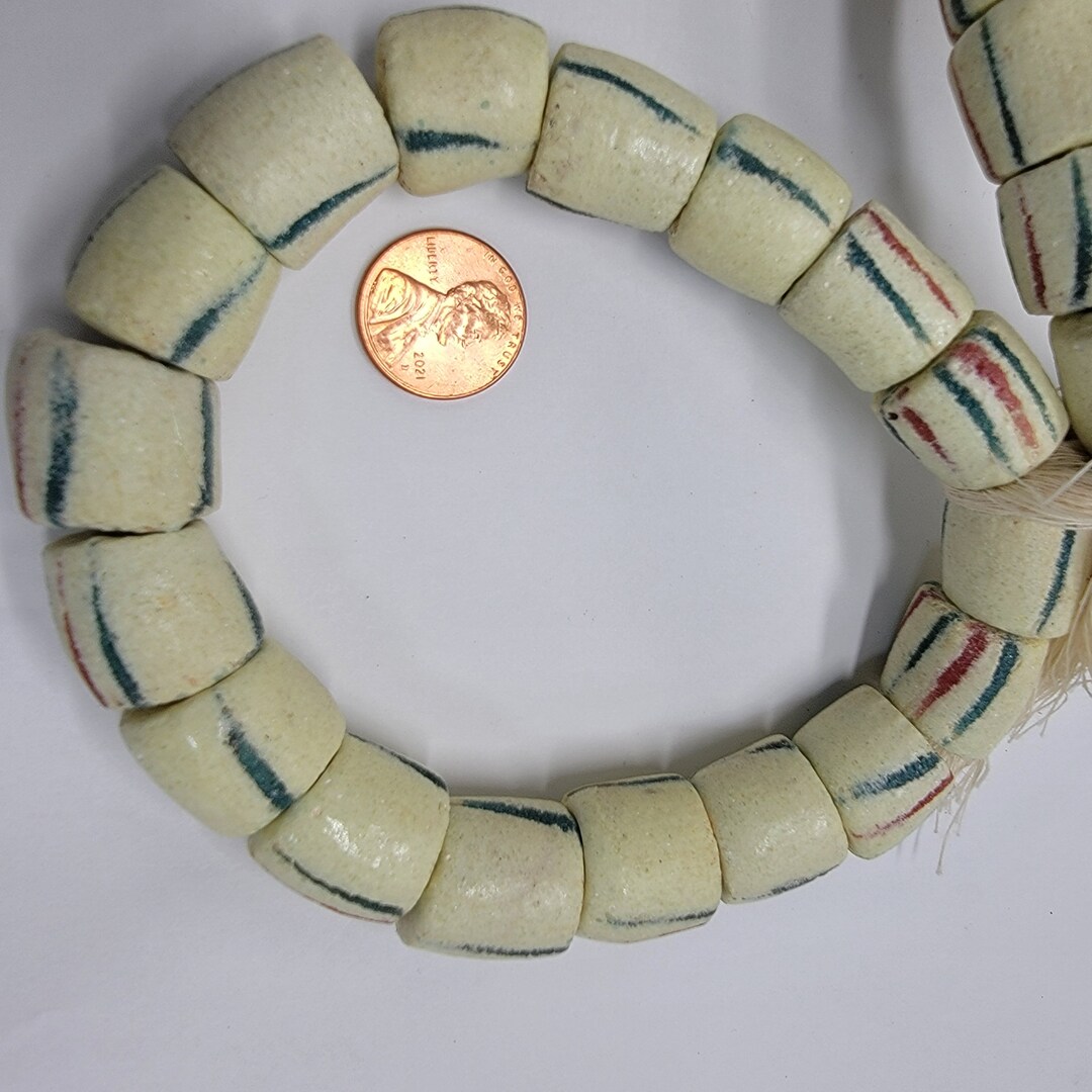 16 Chunky Cream Powdered Glass Bead - Etsy