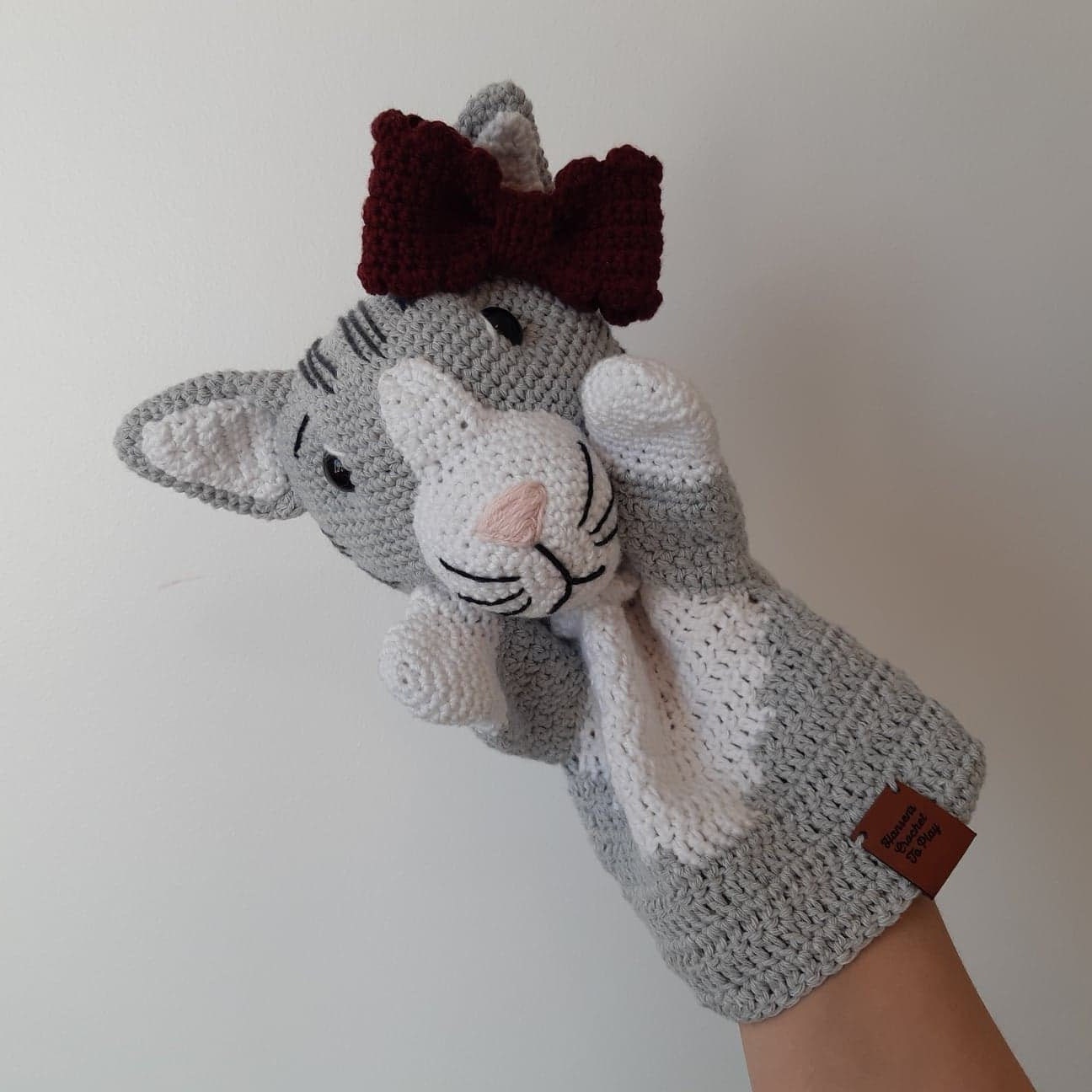 Crochet Pattern, the Bow Tie Cat Hand Puppet - Etsy