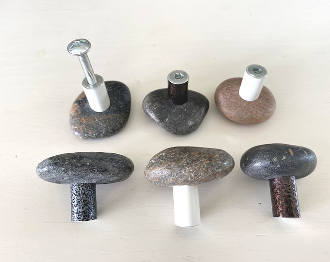 Beach Stone Knob, Rock Pulls, Drawer Knobs, Stone Cabinet Handles, Beach Style Interior, Door ...