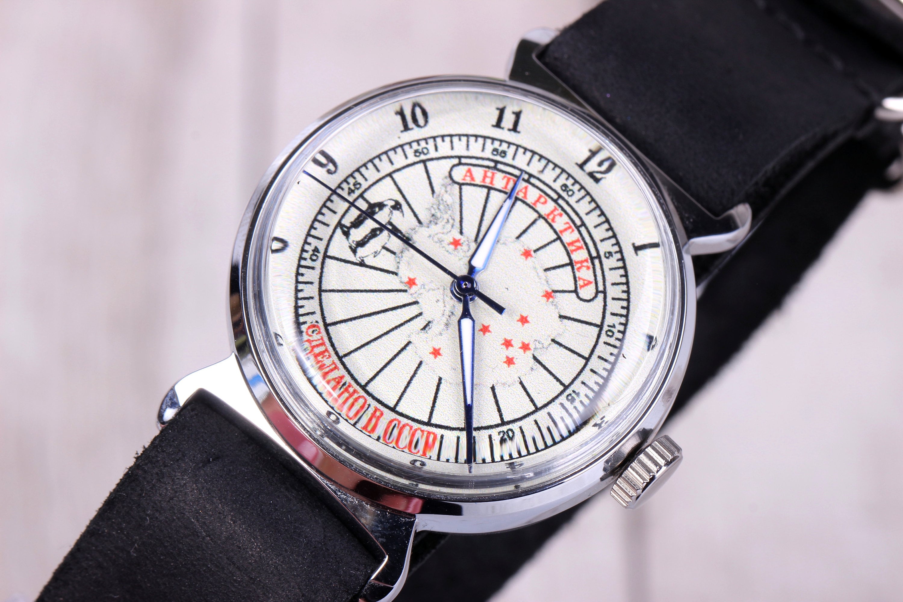 Vintage Military Men's Watch - Rare Antarctica Analog Timepiece From ...