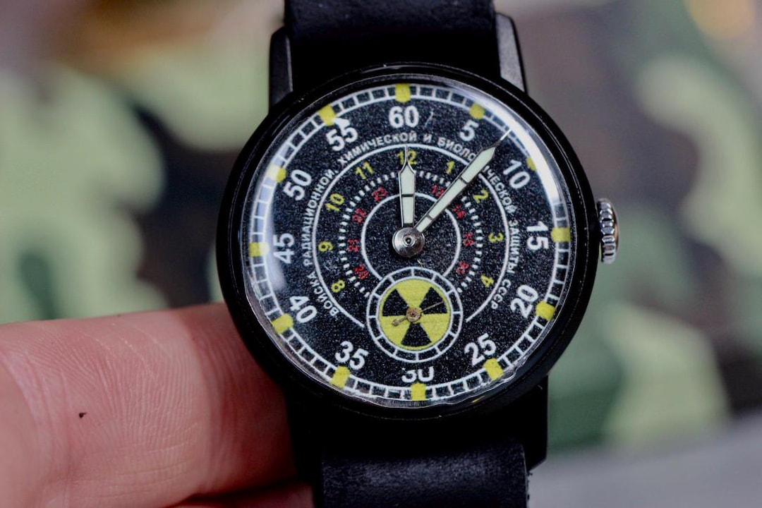 Pobeda Vintage Watch Radiation Troop Pobeda, Mechanical Watch, Rare ...