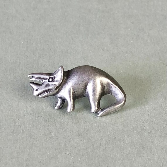 Vintage Dinosaur Triceratops Pewter Pin Silver Tone … Gem