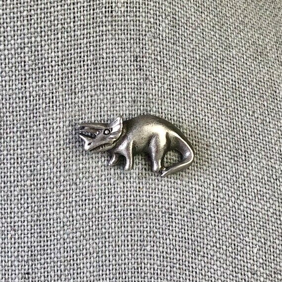 Vintage Dinosaur Triceratops Pewter Pin Silver Tone … Gem