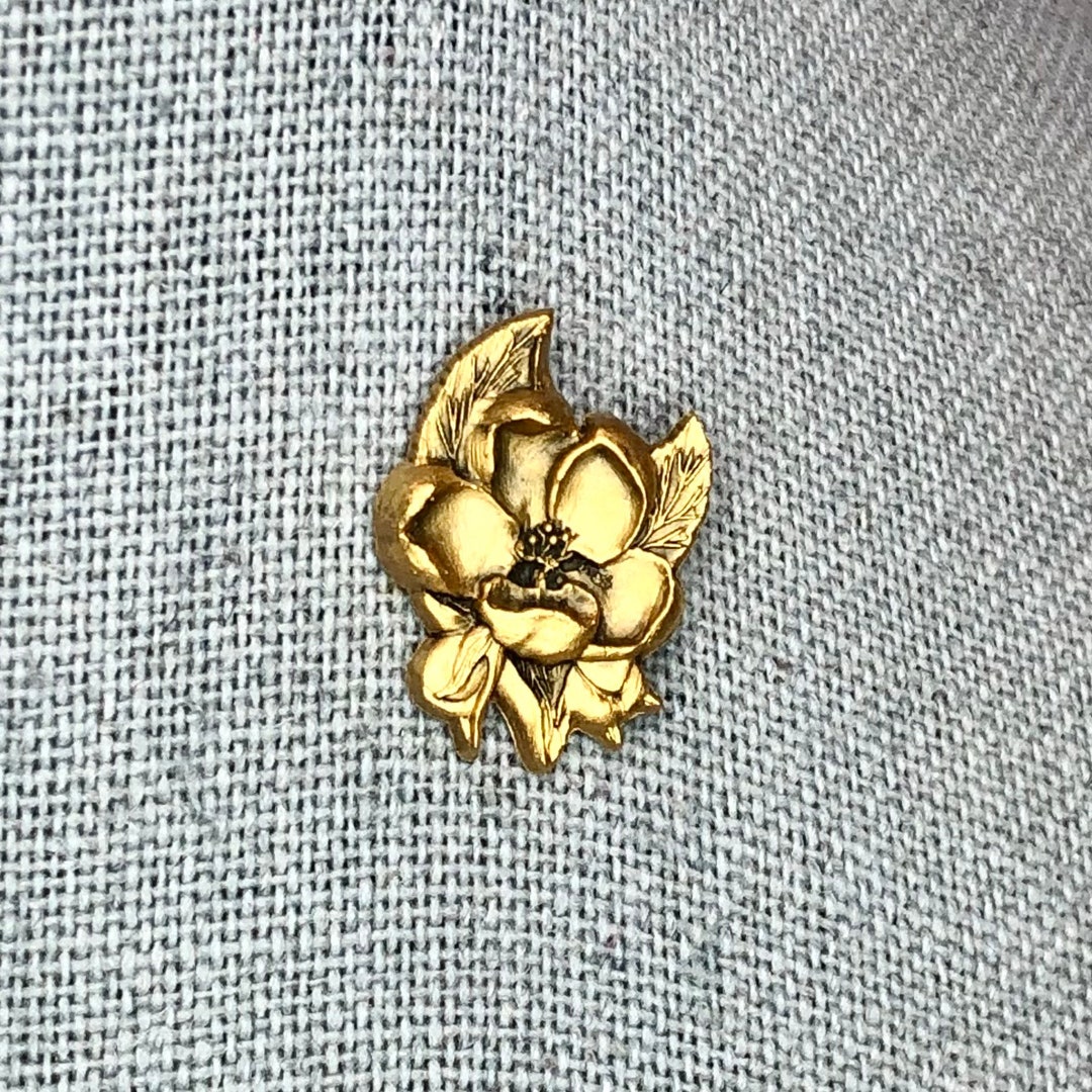 Vintage Flower Pin, Minimalist Bronze Tone Small Shawl Scarf Lapel Pin ...