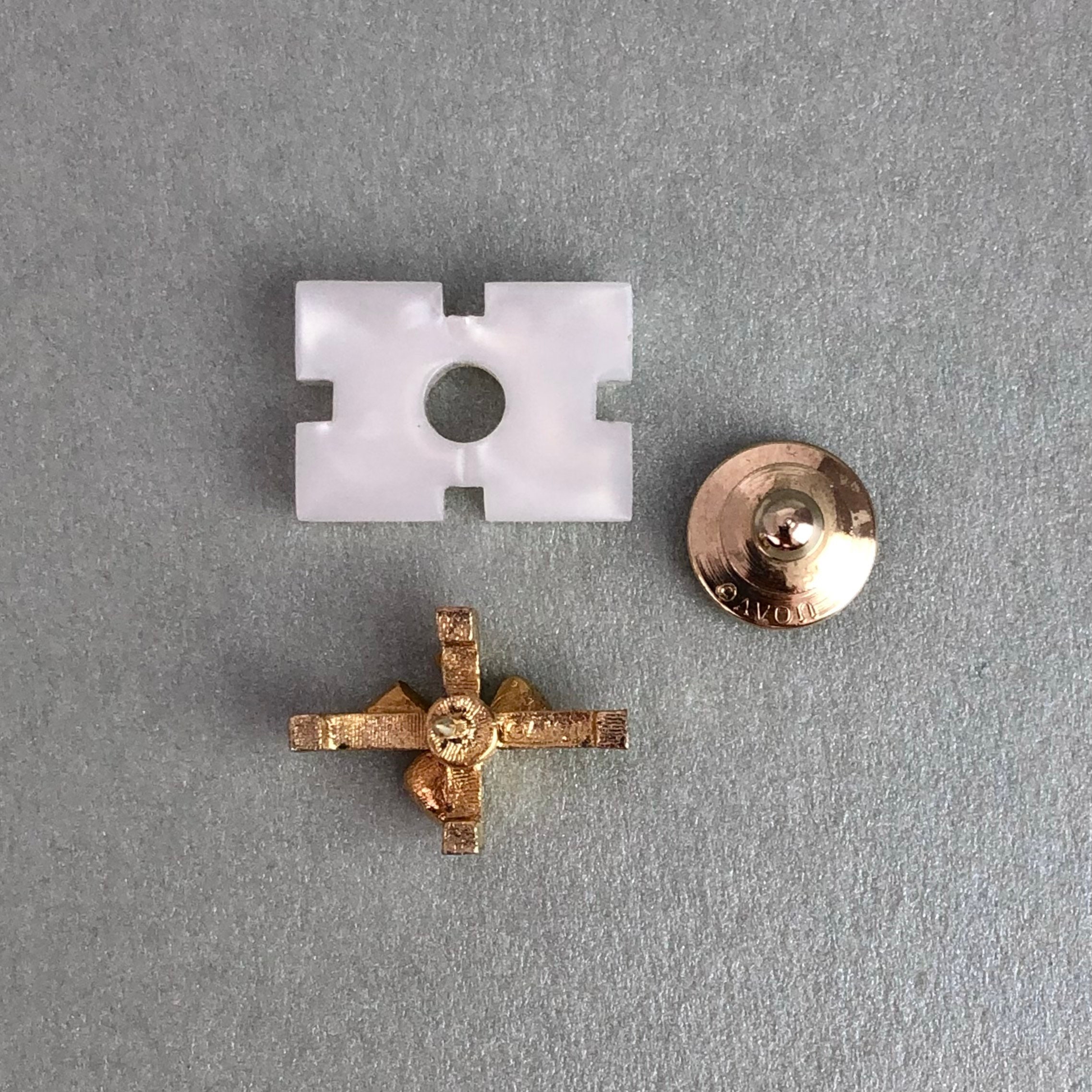 Vintage Avon White Wrapped Gift Box Pin, Gold Tone Ribbon Pearl-white ...