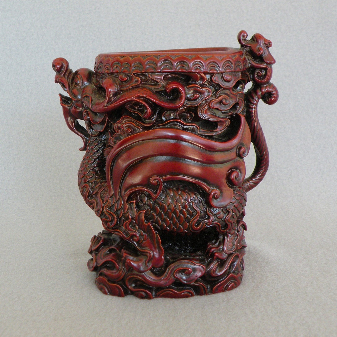 Fulong Mark Red Resin Carved Foo Dog Made in Taiwan ROC - Etsy