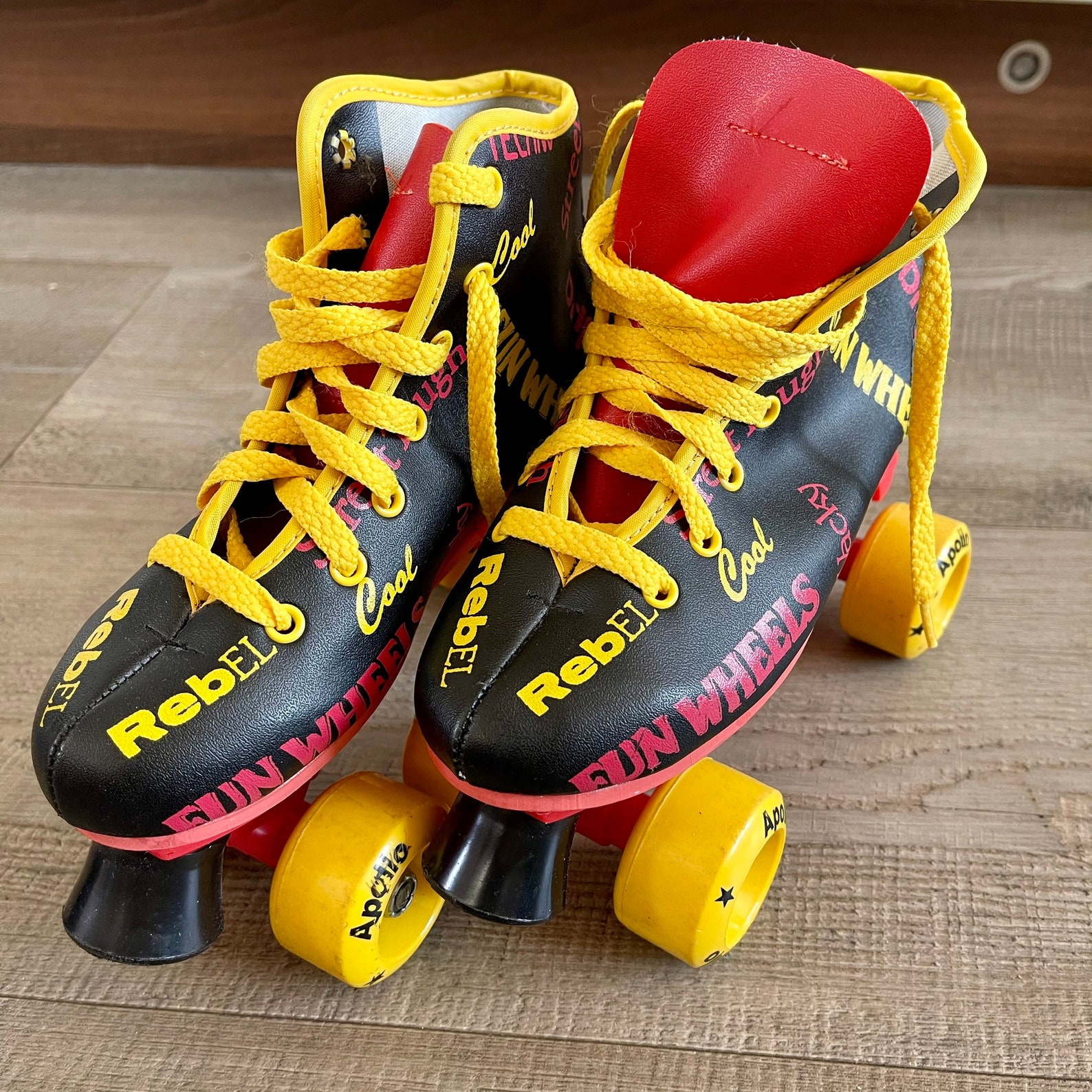 Vintage Apollo Black Roller Boots / Skates. Kids UK Size 13 - Etsy