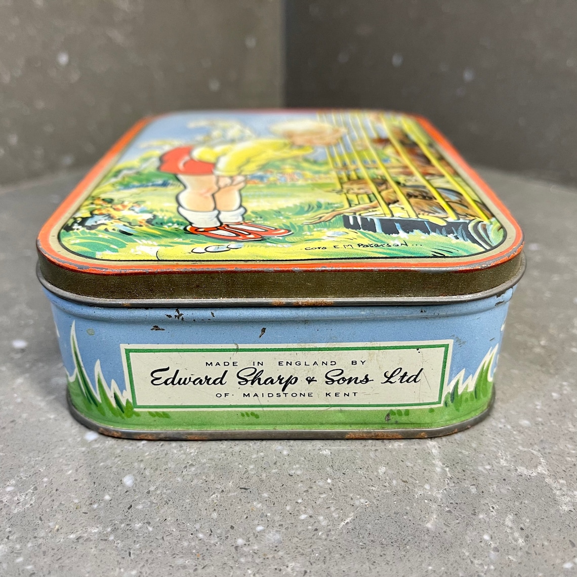 Vintage 1960s EDWARD SHARP toffee tin. Girl at the zoo | Etsy