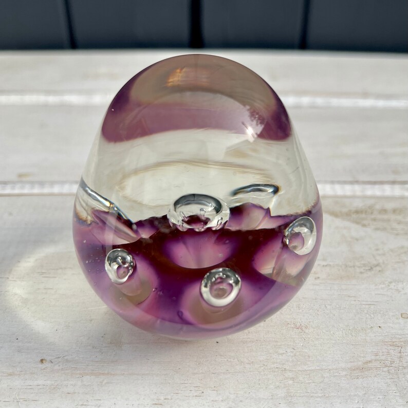 Small Egg Shaped Paperweight With Purple Flower and Controlled Bubbles ...