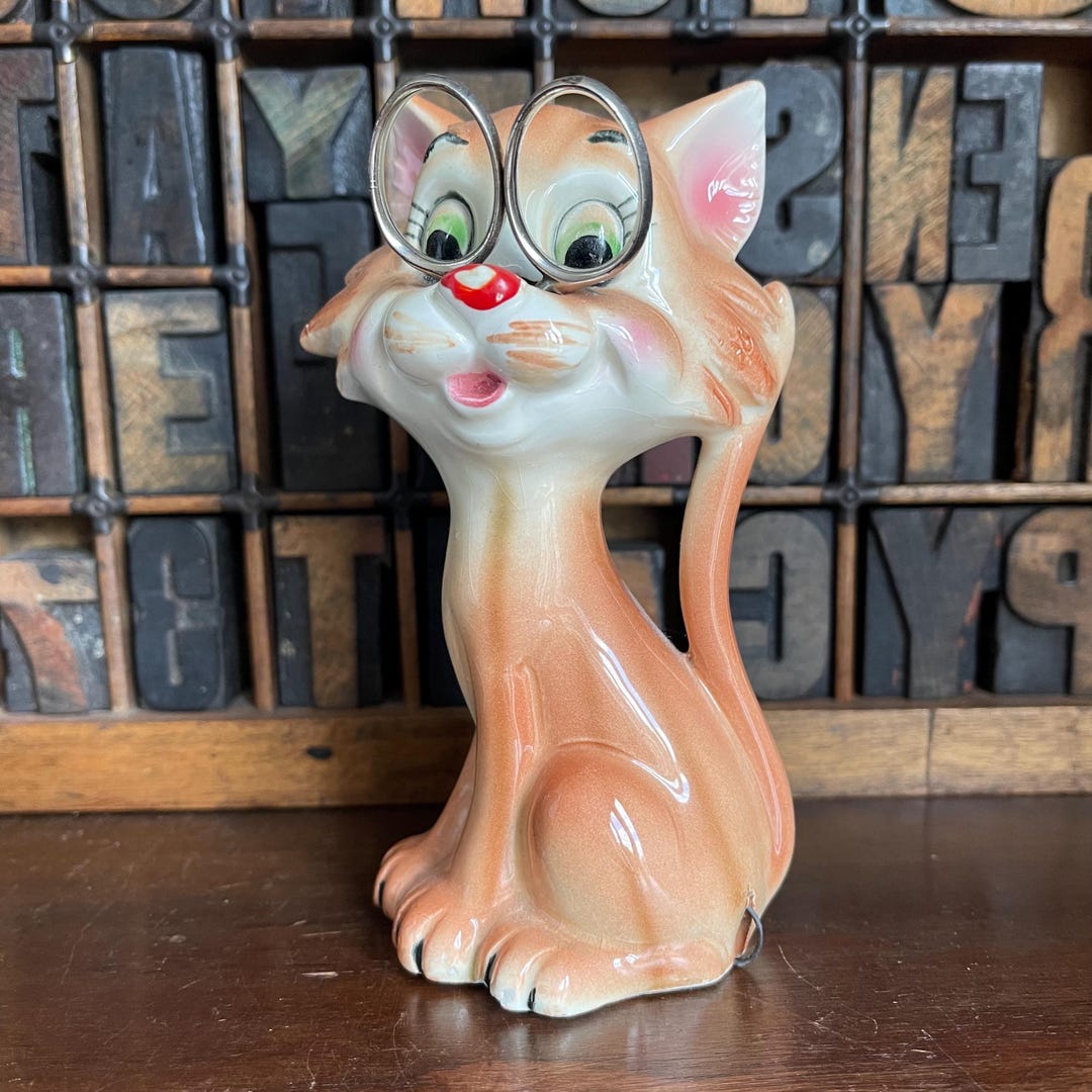 Vintage Kitsch Novelty Tape Measure and Scissors Combo. Pink Cat ...
