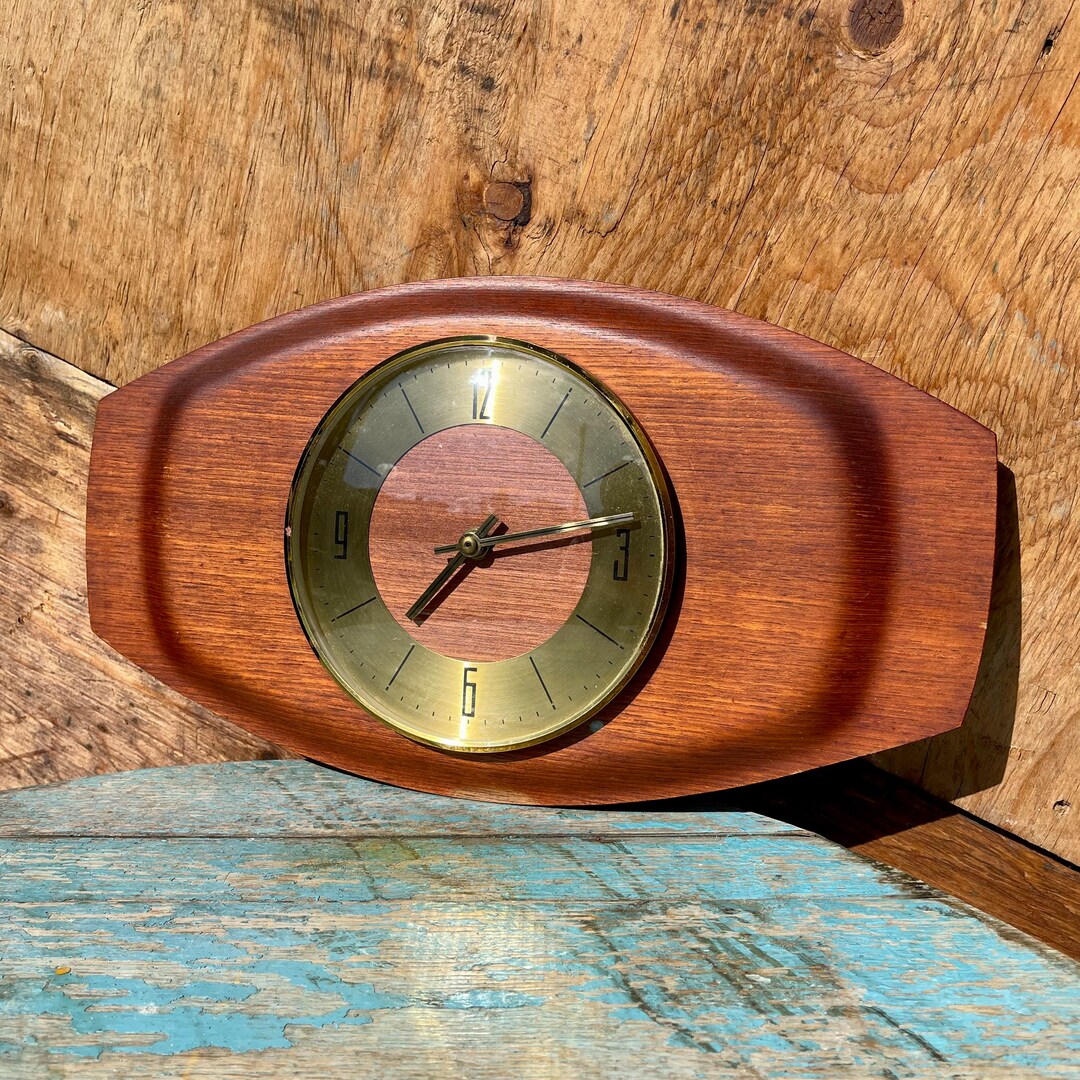 Midcentury Melamine Tray Upcycled in to a Wall Clock - Etsy