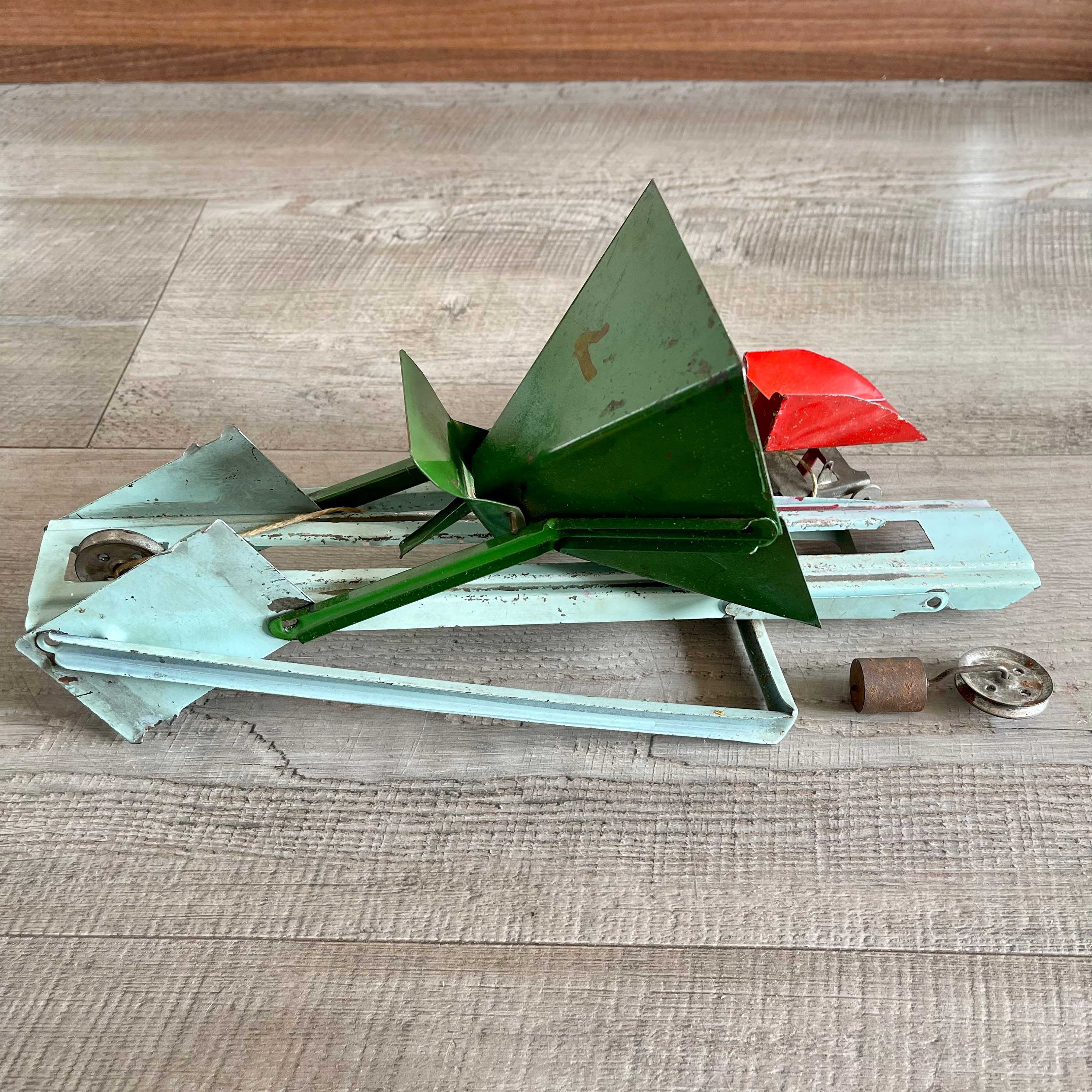 The New Wonderful Automatic Tip Chute by Bushcrafts. 1950s - Etsy UK