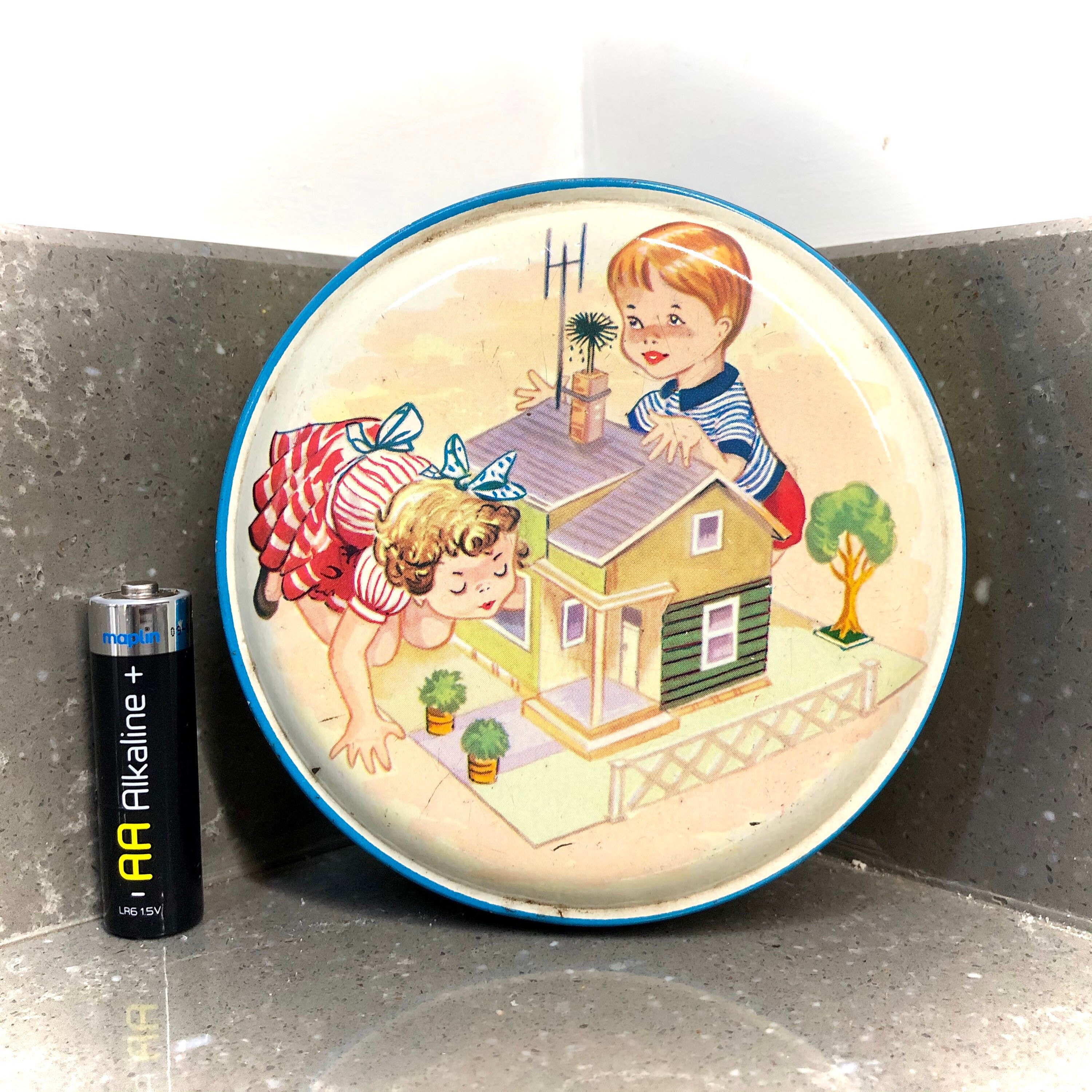 1930s Sweet Tin From DAINTEE. Children Playing With Dollhouse | Etsy