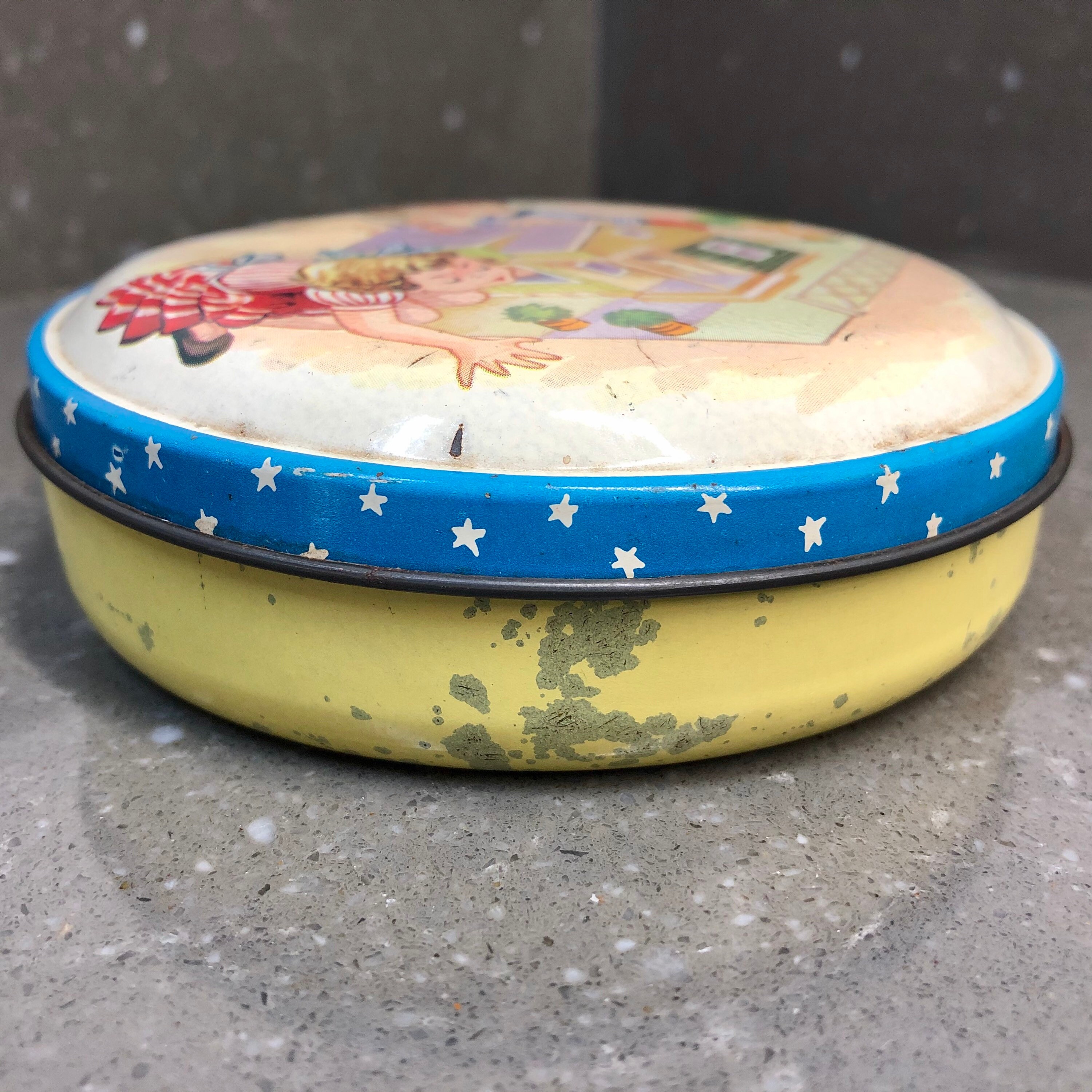 1930s Sweet Tin From DAINTEE. Children Playing With Dollhouse | Etsy