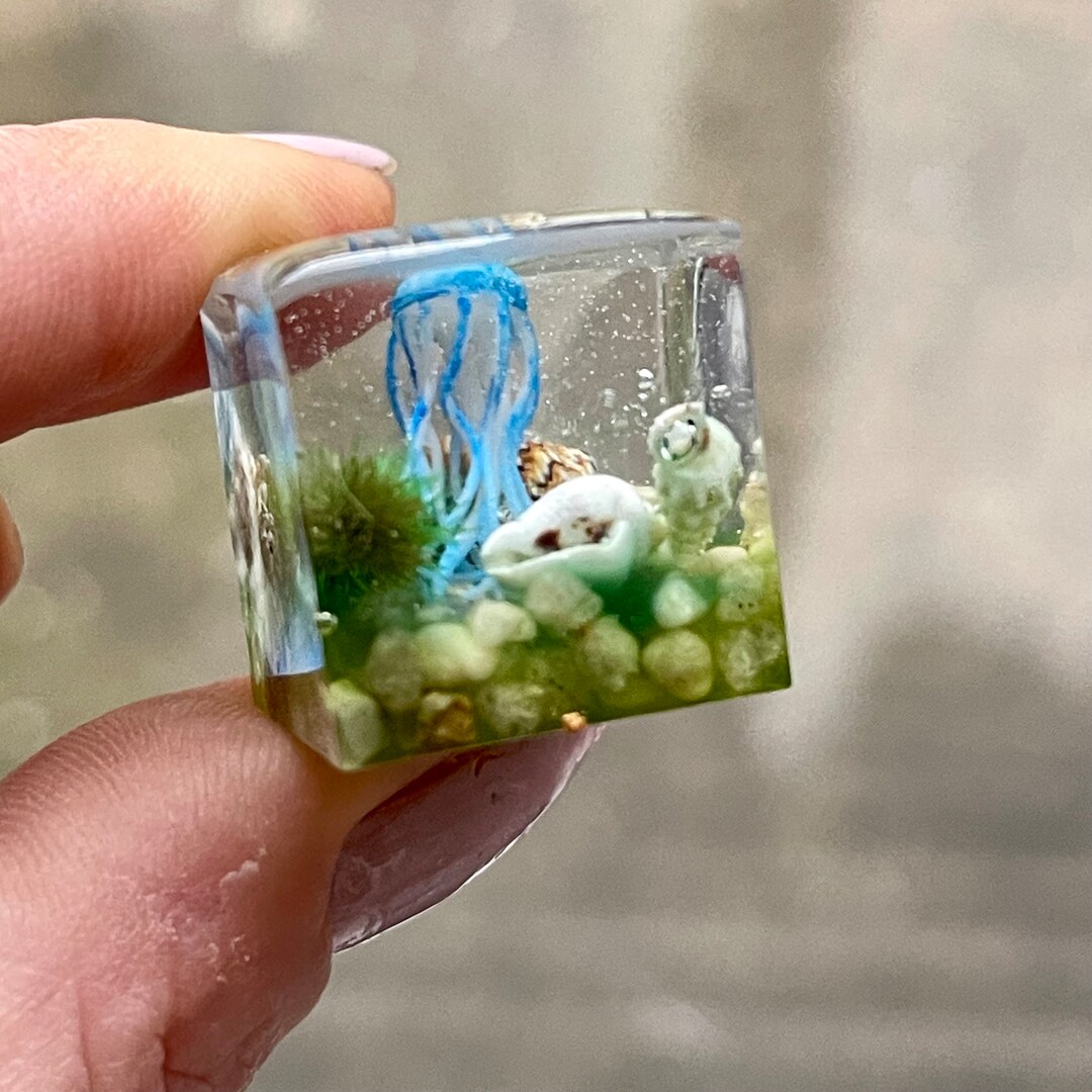 Handmade Miniature Aquarium With Tiny Jellyfish. Two Styles Available ...