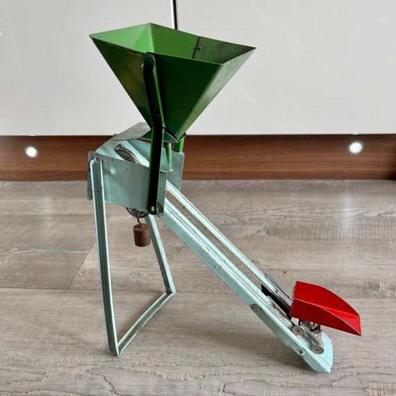 The New Wonderful Automatic Tip Chute by Bushcrafts. 1950s | Etsy