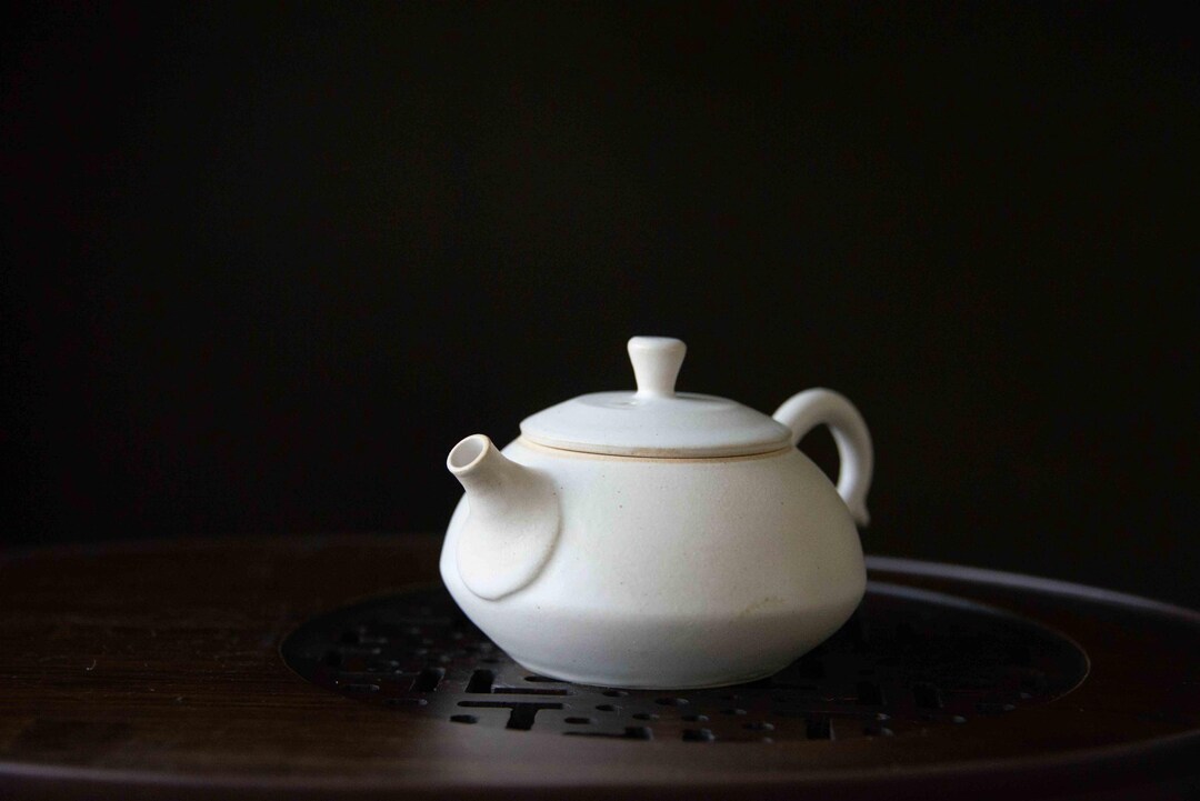 Teapot in Matt White Glaze 200 Ml, Handmade Ceramic Teapot for Gong Fu ...