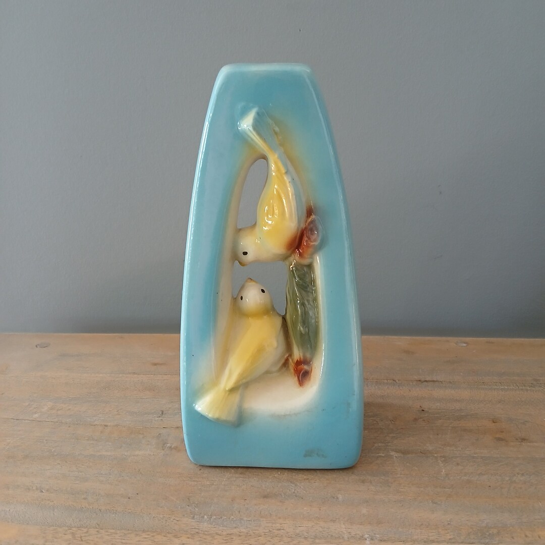 Vintage Mcm Aqua Table/nightstand/boudoir Lamp With Yellow Birds Base ...