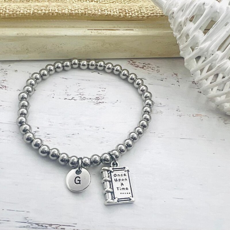 Reader Necklace - Etsy