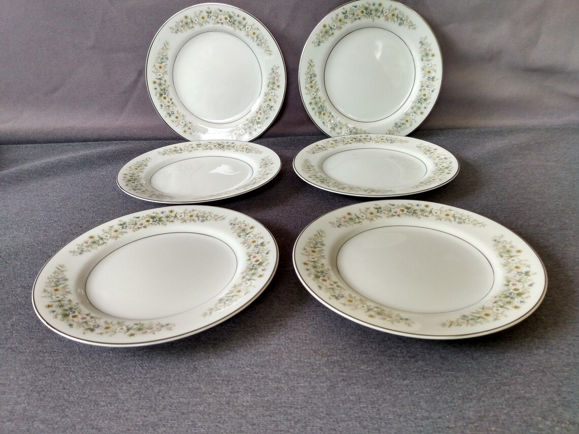 Vintage Royal Gallery Fine China IRENE Pattern 6 1/4 B & - Etsy