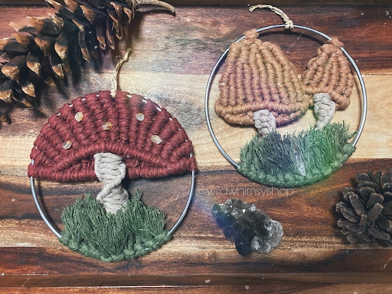 MUSHROOM // Custom 5 Mushroom Circle Macrame Wall | Etsy
