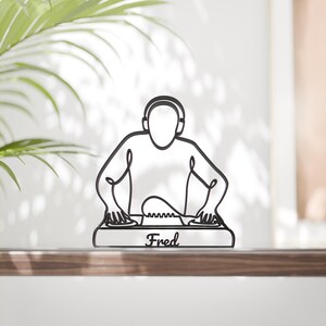 DJ, Personalized Line Art Figure, 3D Printed Gift, Unique DJ Gift Idea ...