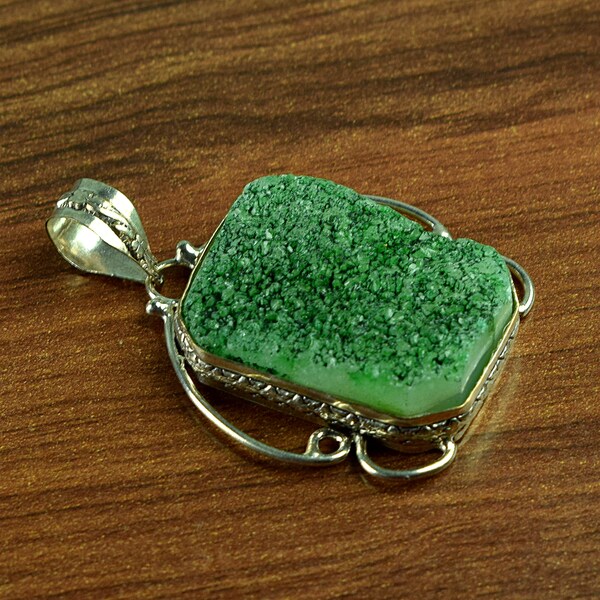 Green Stone Pendant - Etsy