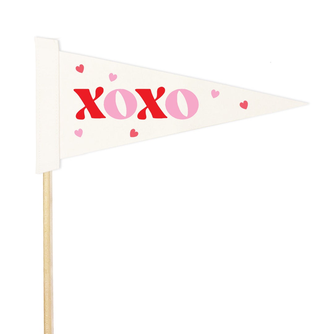Día de San Valentín Bandera de banderín Clavija de madera XOXO fieltro ...
