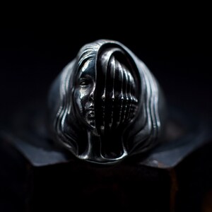 Faces Art Ring Handmade Oxidized Solid Silver Ring Artwork Gothic Face ...