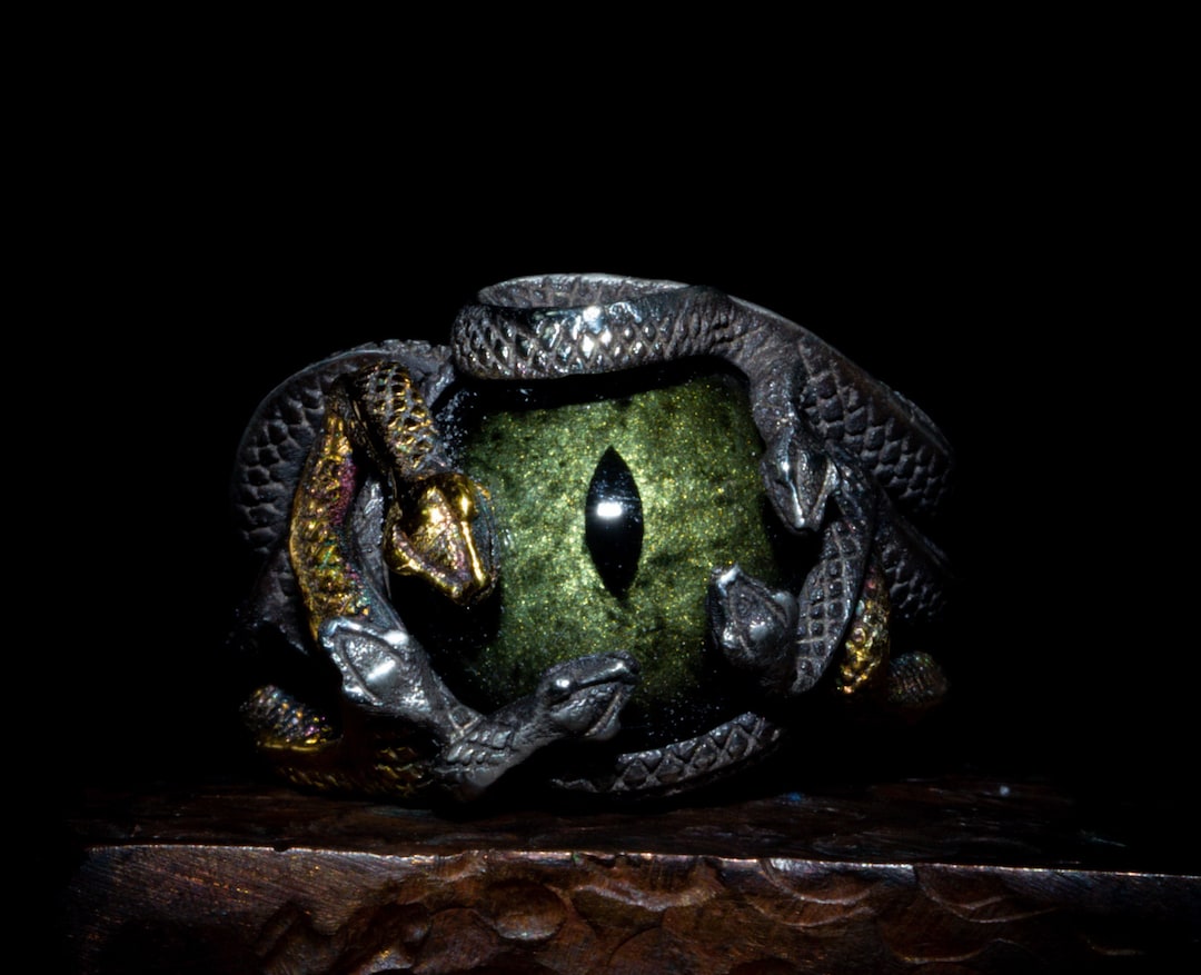 Snake Ring Eye of Sauron Ocular Prosthesis Artificial Eye Handmade ...