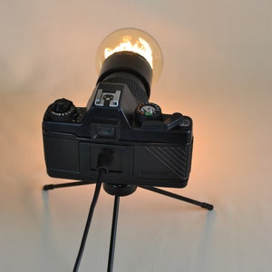 Praktica Camera Lamp: Retro Desk Table Lamp With Edison Bulb - Etsy
