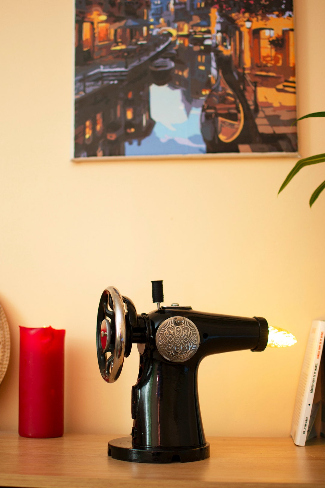 Vintage Singer Sewing Machine Lamp: Upcycled Industrial Decor - Etsy