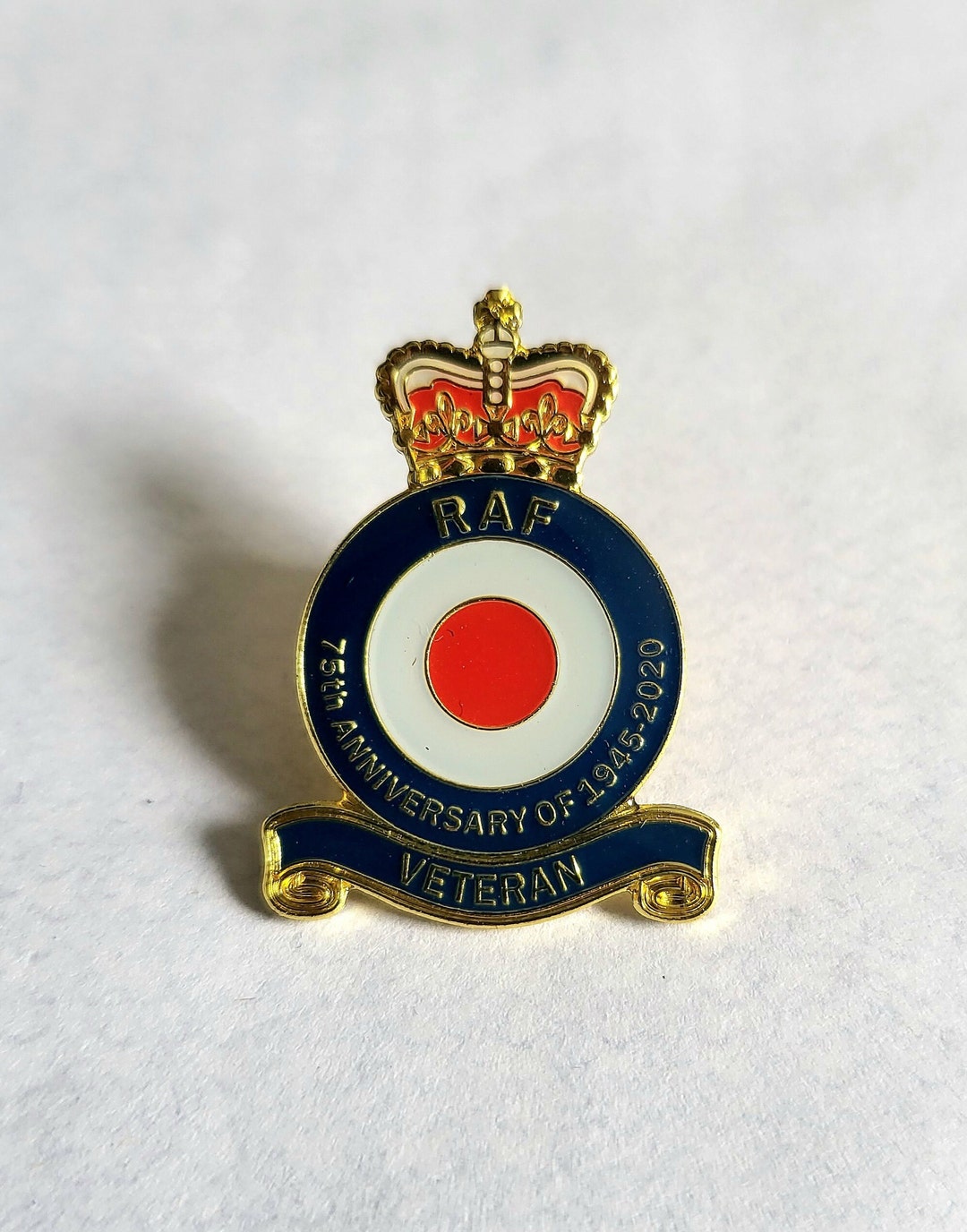 RAF Veteran Enamel Lapel Pin Badge - 75th Anniversary Remembrance Day ...