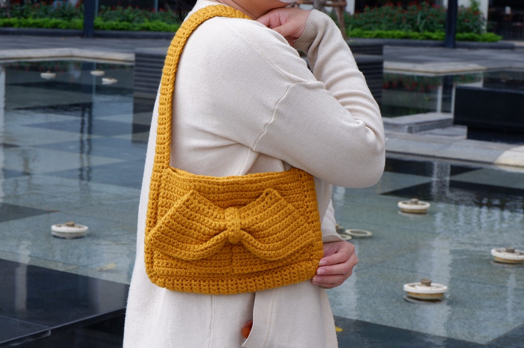 BOW Crochet Shoulder Bag Pattern | Crochet Clutch Bag | Crochet Cross ...