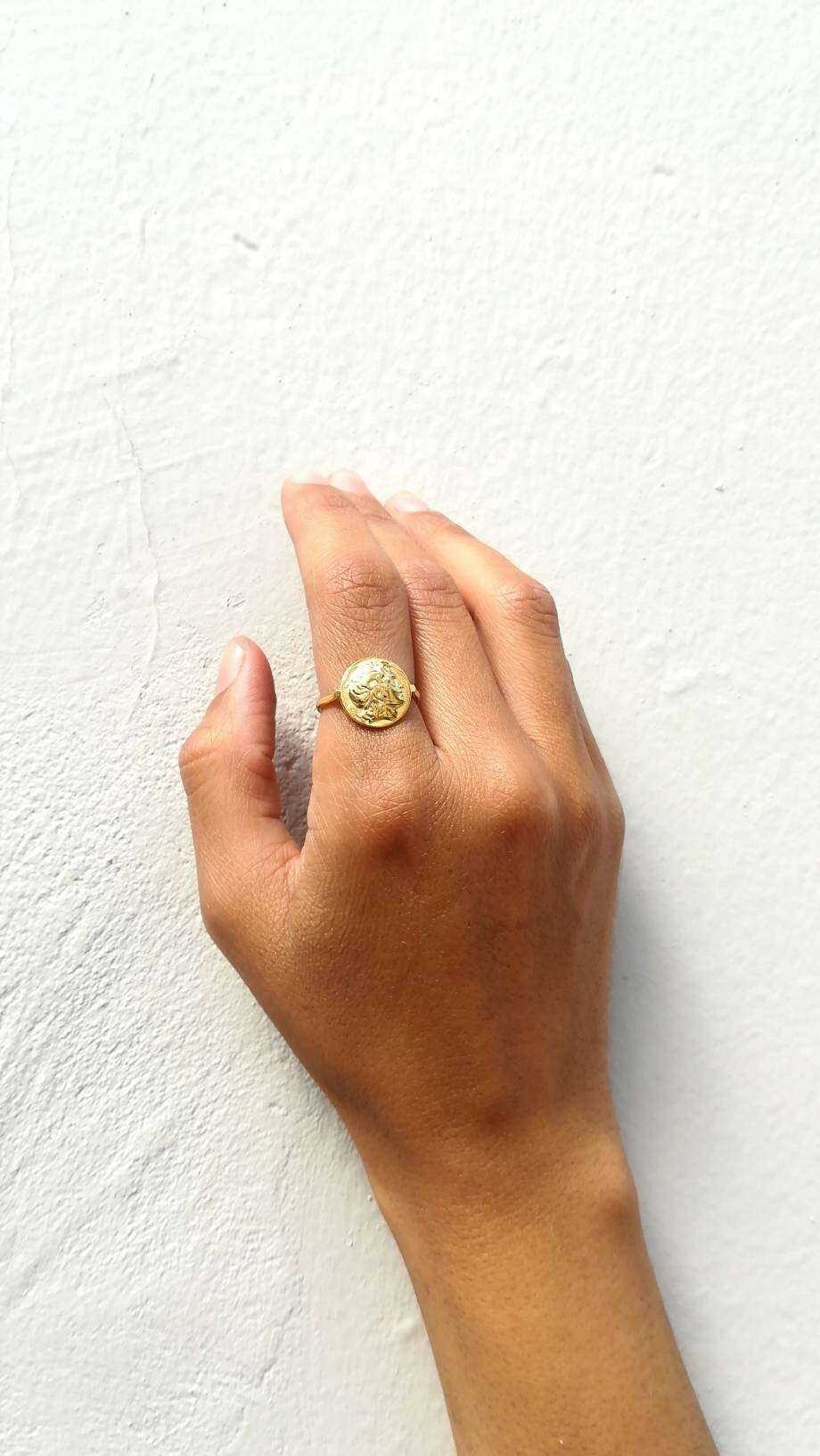 Ancient Greek Ring, Mycenaean Style, Circle Ancient Figure Ring ...