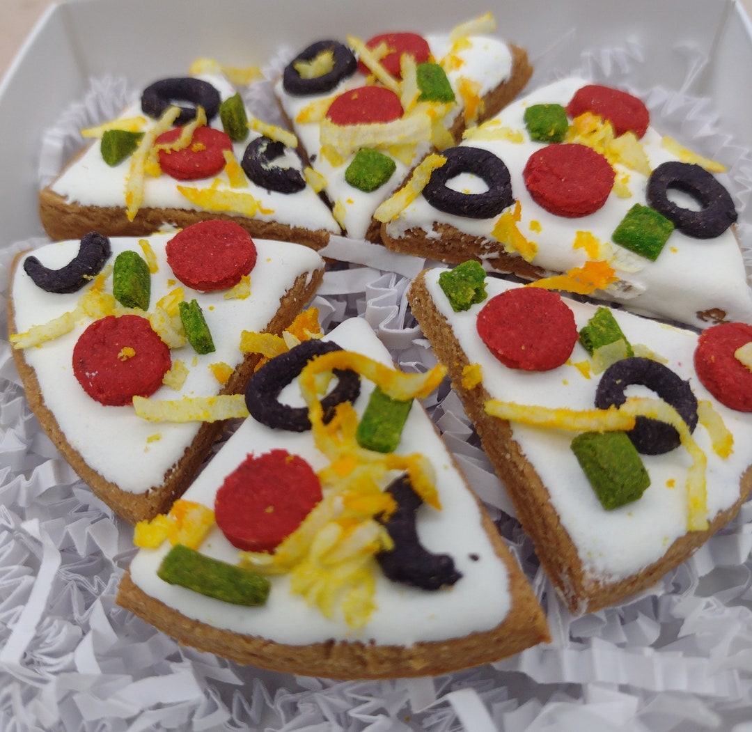 Mini Doggie Pizza, Gourmet Pet Treat, Dog Pizza Treats, Dog Cookies ...