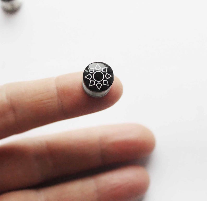 16G Faux Ear Plugs Screw on Cheater Earrings Fake Gauge Earrings Vital ...