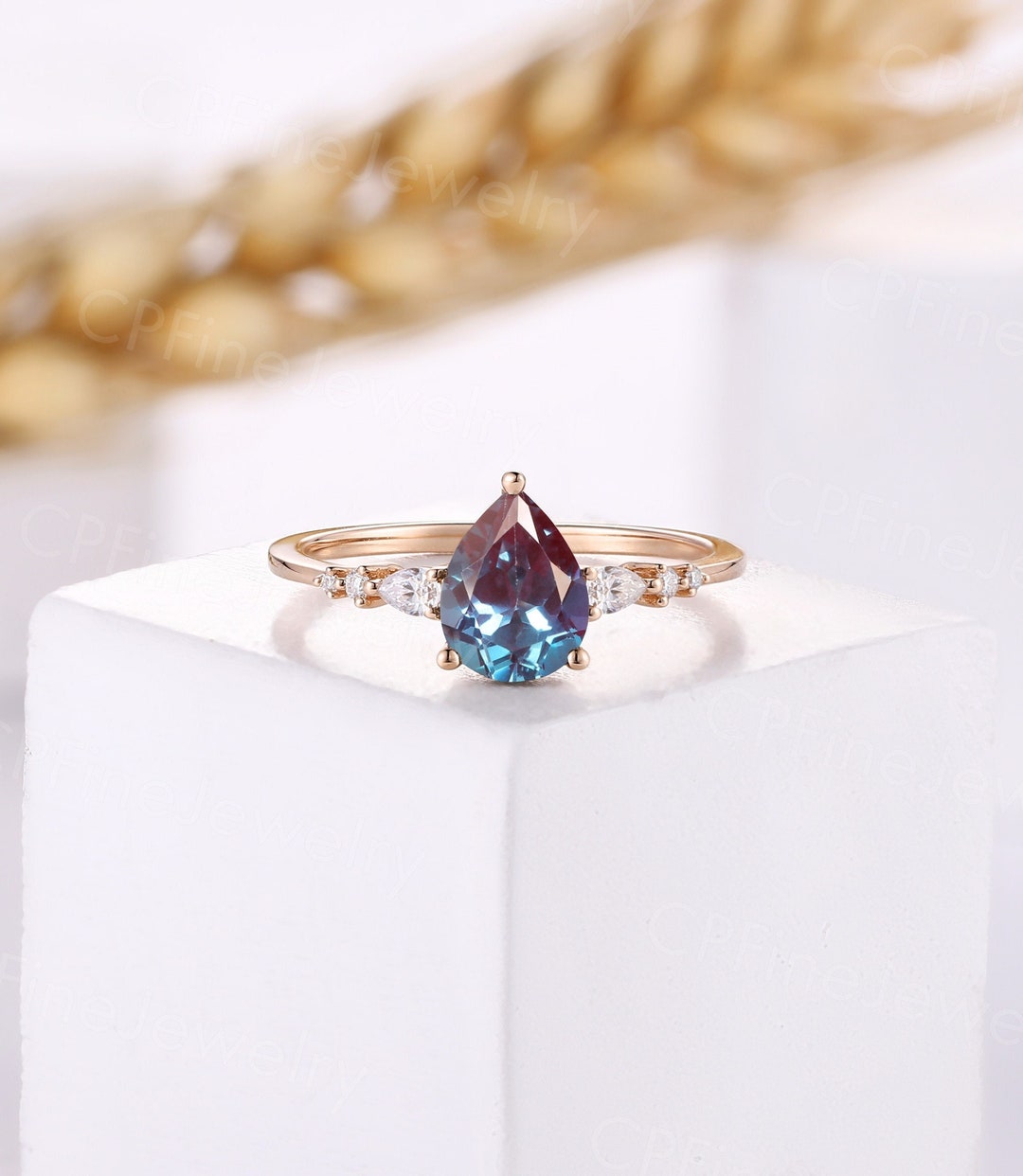 Pear Shaped Alexandrite Engagement Ring Vintage Teardrop Alexandrite ...