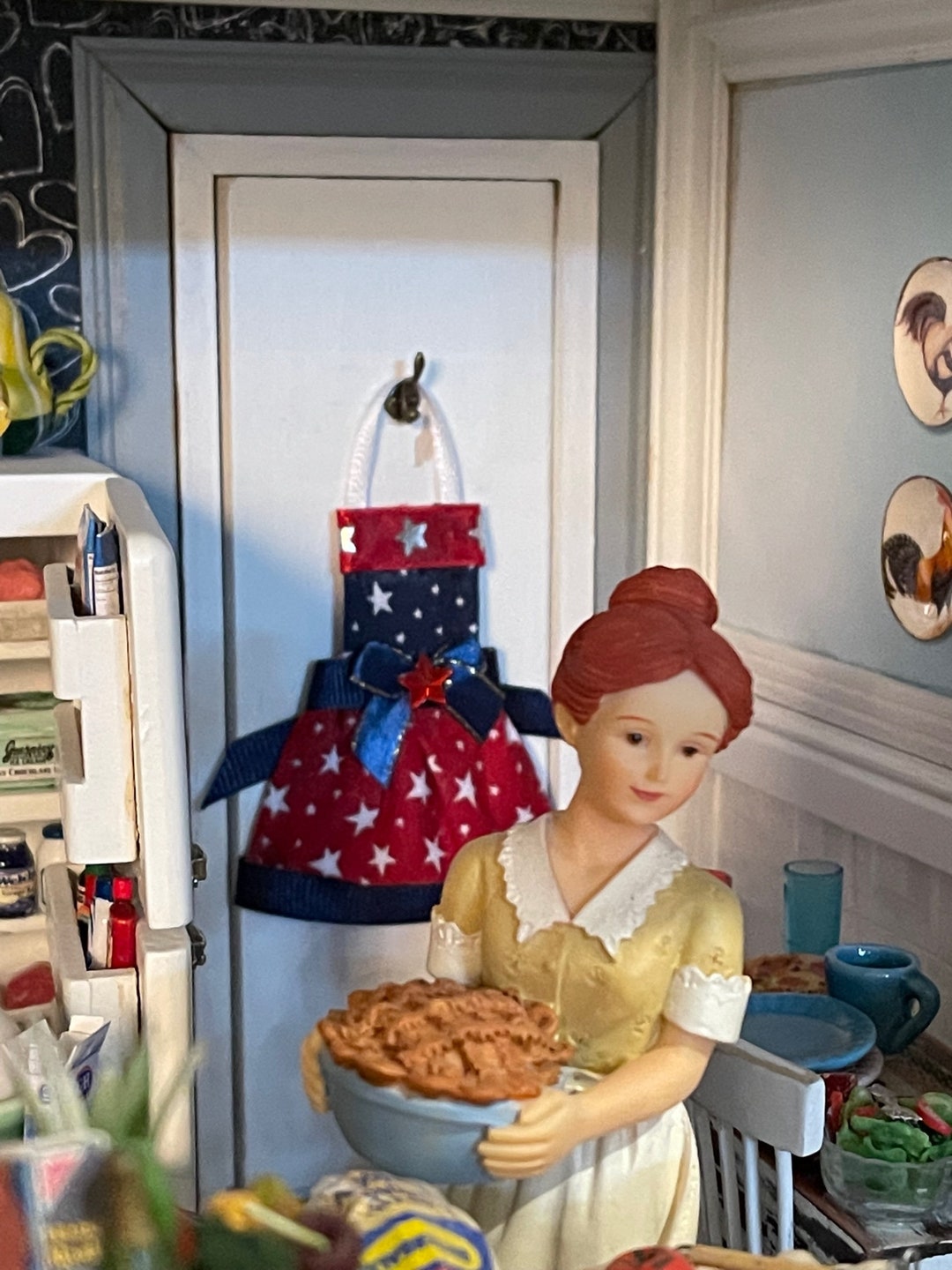 Patriotic Apron With Lots of Stars on It to Hang on Your Kitchen Door ...