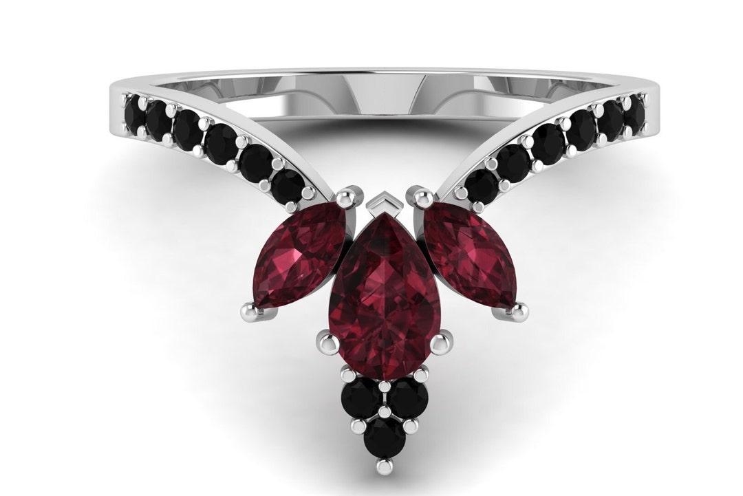 Natural Garnet Curved Ring Garnet Engagement Ring Dainty Ring Unique ...