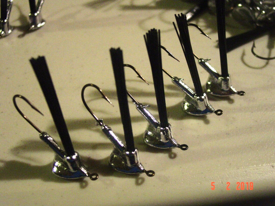 Weedless Jig Heads: Eagle Claw Hooks, Multiple Combos - 12 Pack - Etsy